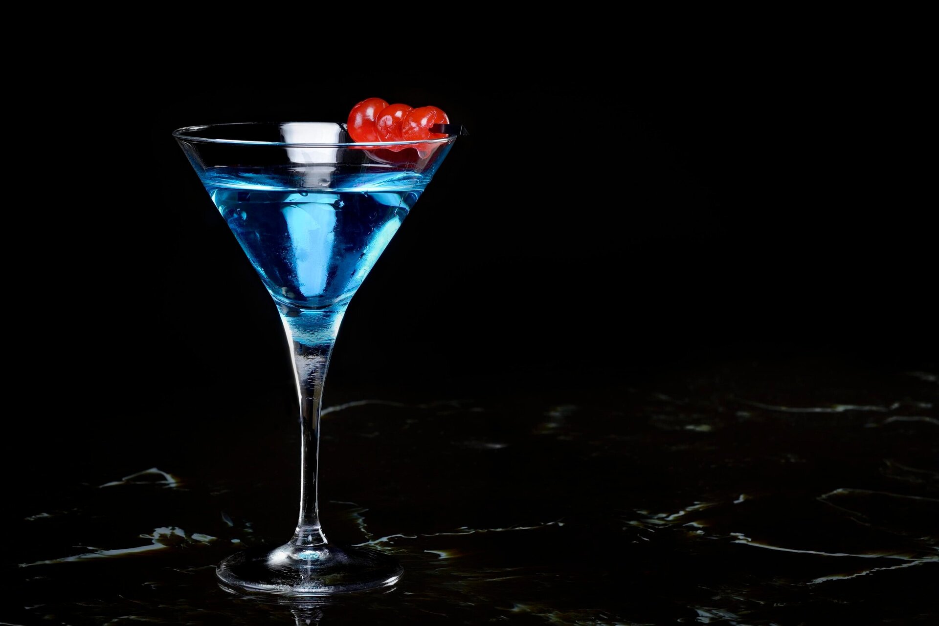 Blue Angel with vodka: recipe for the Blue Angel | Nemiroff UK Blog